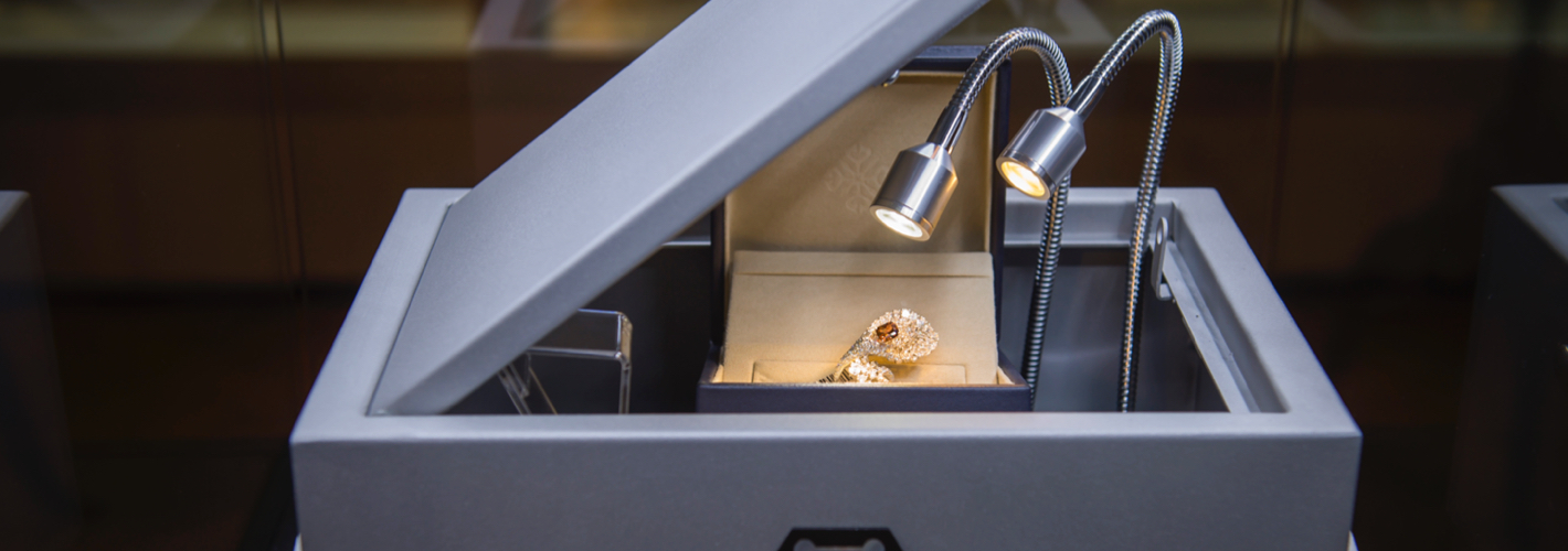 3 Factors to Consider When Choosing a Private Offshore Vault | Ultra Vault